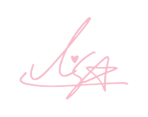 LISA – BLACKPINK CAFÉ