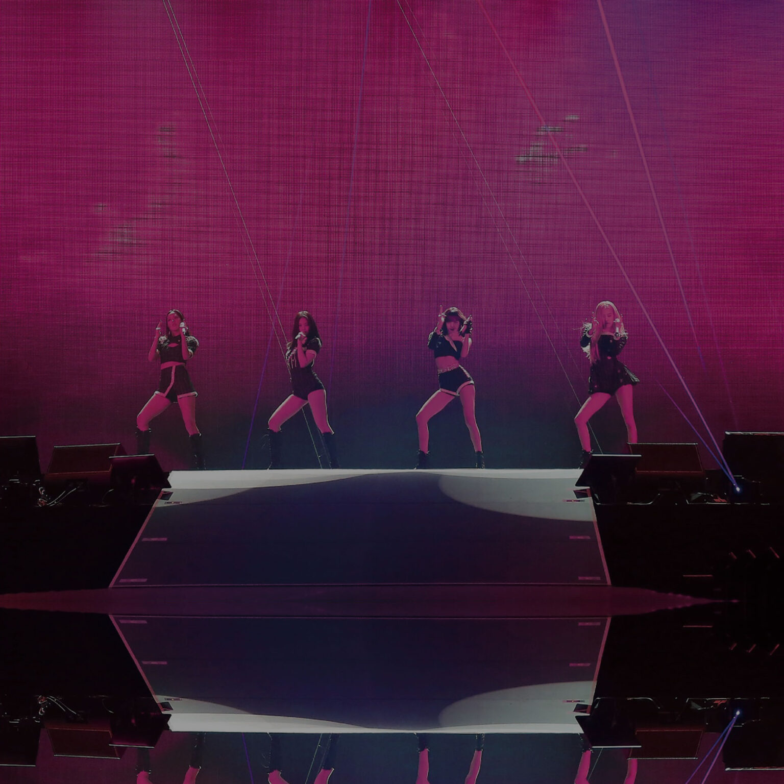 Live Performances – BLACKPINK CAFÉ