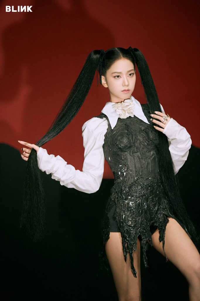 JISOO First Single Album “ME” Jacket Behind Photo #1 – BLACKPINK CAFÉ