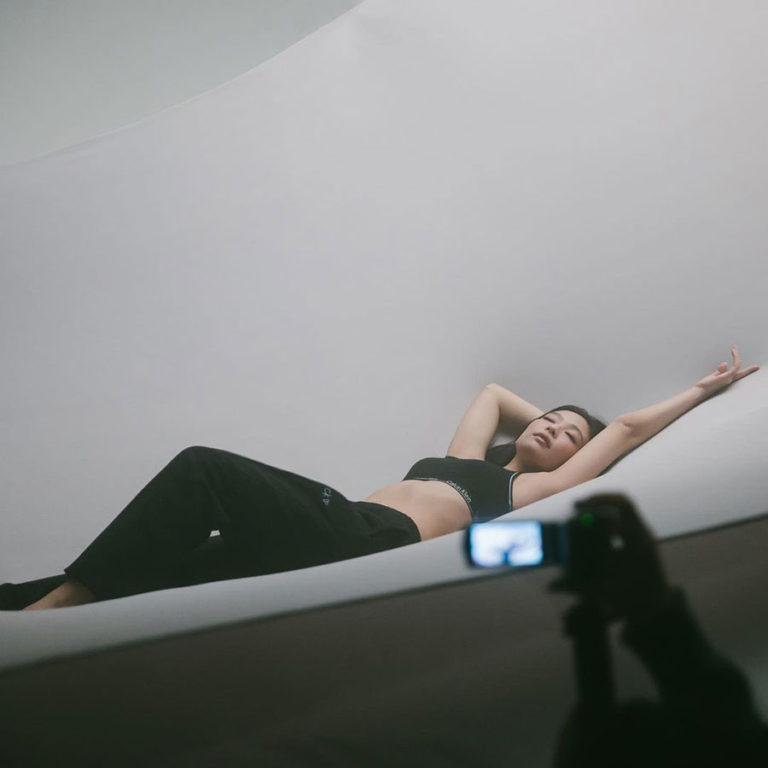 JENNIE x Calvin Klein “JENNIE for Calvin Klein” – BLACKPINK CAFÉ