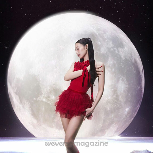 Here’s Looking at JENNIE, the Queen of the Full Moon in “You & Me ...