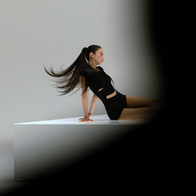 JENNIE x Beats “Beats Solo Buds” – BLACKPINK CAFÉ