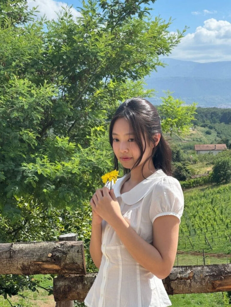 JENNIE on “My Name is Gabriel” EP.13 – BLACKPINK CAFÉ