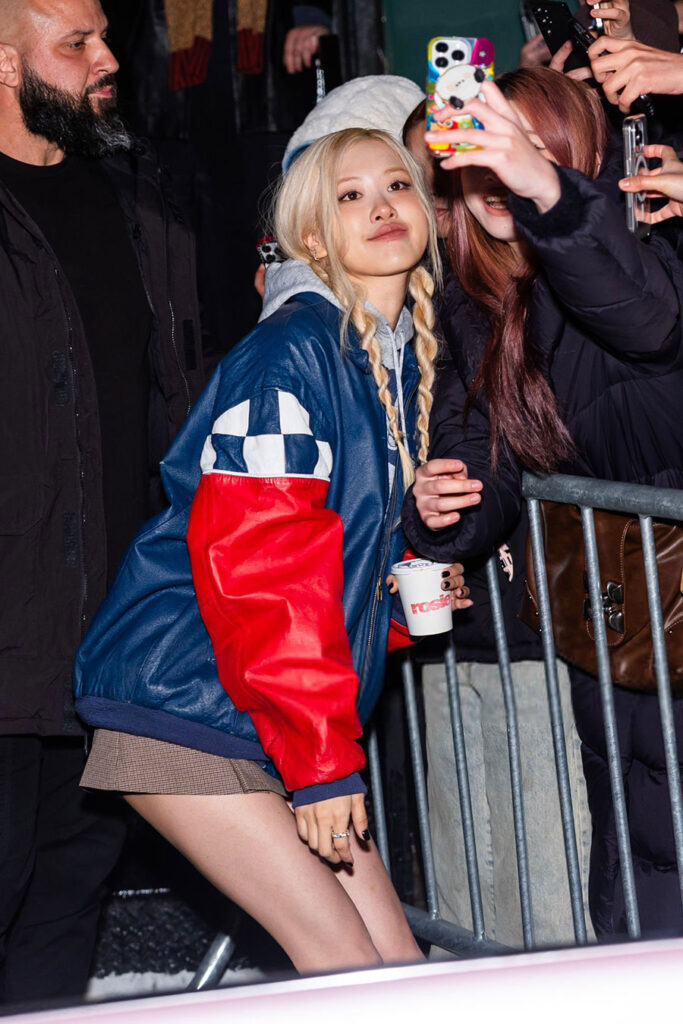 ROSÉ at the “I ️ ROSIE” Pop-Up Store in New York – BLACKPINK CAFÉ